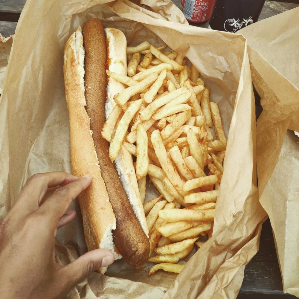 La fricadelle : qu'y a-t-il vraiment dans cette célèbre saucisse