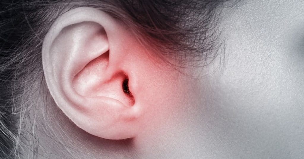 Savez-vous pourquoi votre oreille devient parfois rouge et chaude?