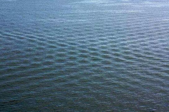 Les vagues carrées : un phénomène maritime hypnotisant qui n'est pas ...