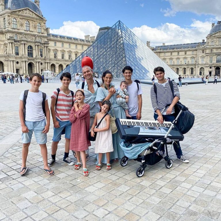 Familles nombreuses, la vie au soleil (TF1) : tout ce qu'il faut savoir ...