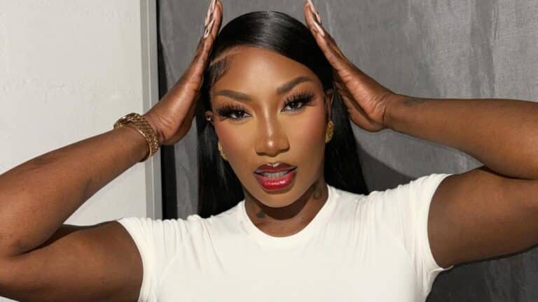 JO de Paris : Aya Nakamura va-t-elle vraiment chanter du… Edith Piaf pour la cérémonie d'ouverture