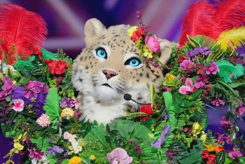 Mask Singer : Kev Adams percute et démasque le Léopard avant tout le monde
