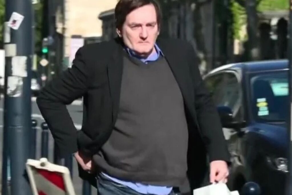 "Bouffi et fatigué" : Les images de Pierre Palmade en liberté, sac ...